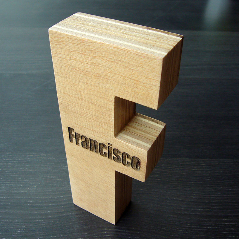 Letra F personalizada con Francisco - Decoraletras